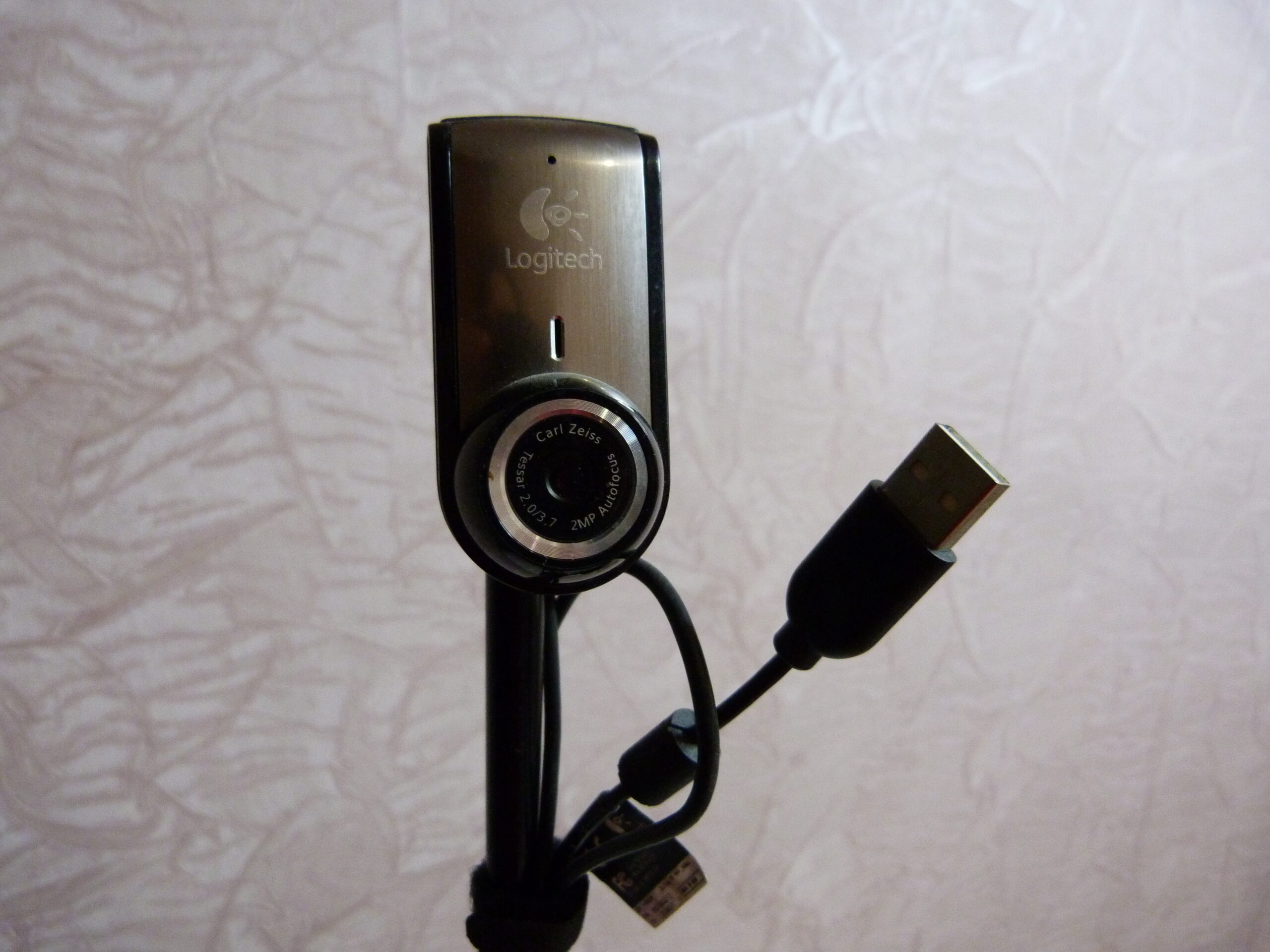 Веб-камера Logitech QuickCam Pro for Notebook V-U0010 – zakrommr.ru